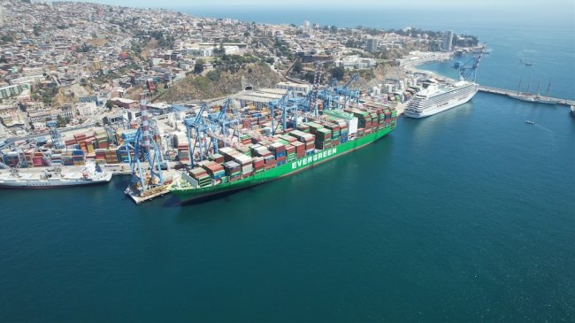 La tercera nave del nuevo servicio WSA de Evergreen arribó a TPS ...